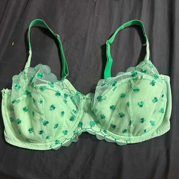 Adore Me | Intimates & Sleepwear | Adore Me Four Leaf Clover Molded Cup ...